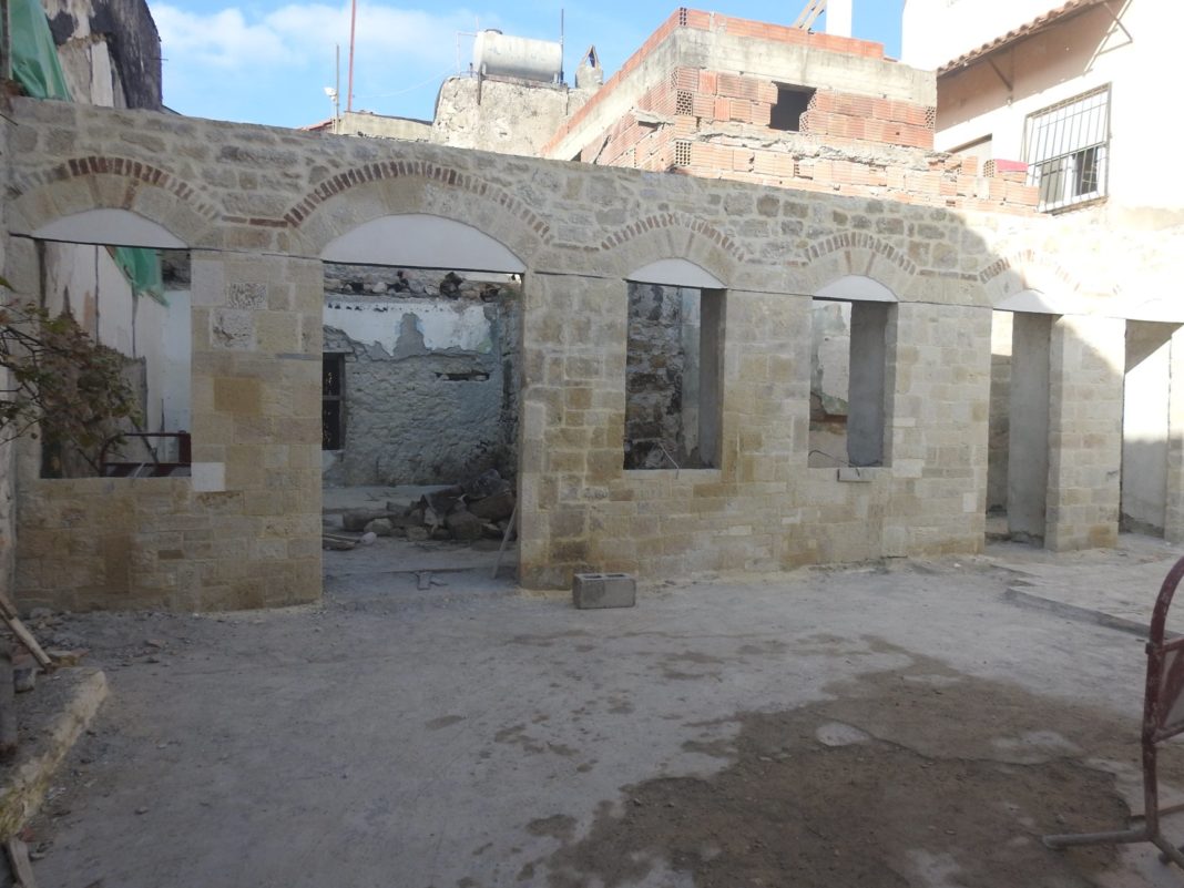 Festat e nëntorit, restaururohet shtëpia e Marigosë së flamurit - PO.al